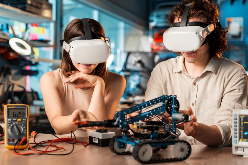 Using VR In Education For Science Experiments | Skill Prepare