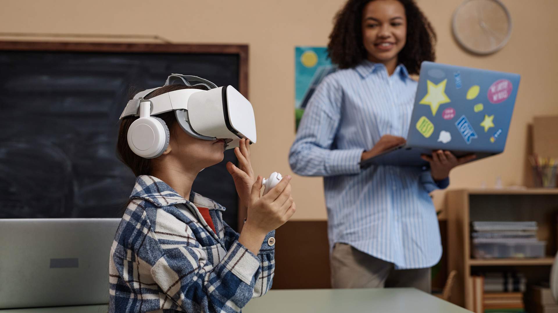 Getting Started with VR in Education: A Beginner's Guide | Skill Prepare